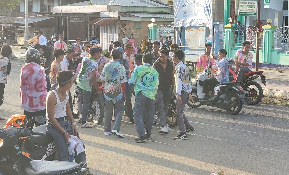 Bikin Resah! Ratusan Pelajar Konvoi Rayakan Kelulusan Berkendara Ugal ... Bikin Resah! Ratusan Pelajar Konvoi Rayakan Kelulusan Berkendara Ugal ...